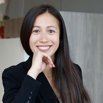 Strelia : Su-Yi Leung Wing Cheung